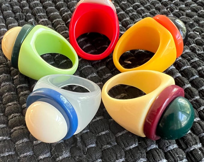Vintage 1970s Lucite Rings Retro-fabulous Selection (sizes Specific to ...