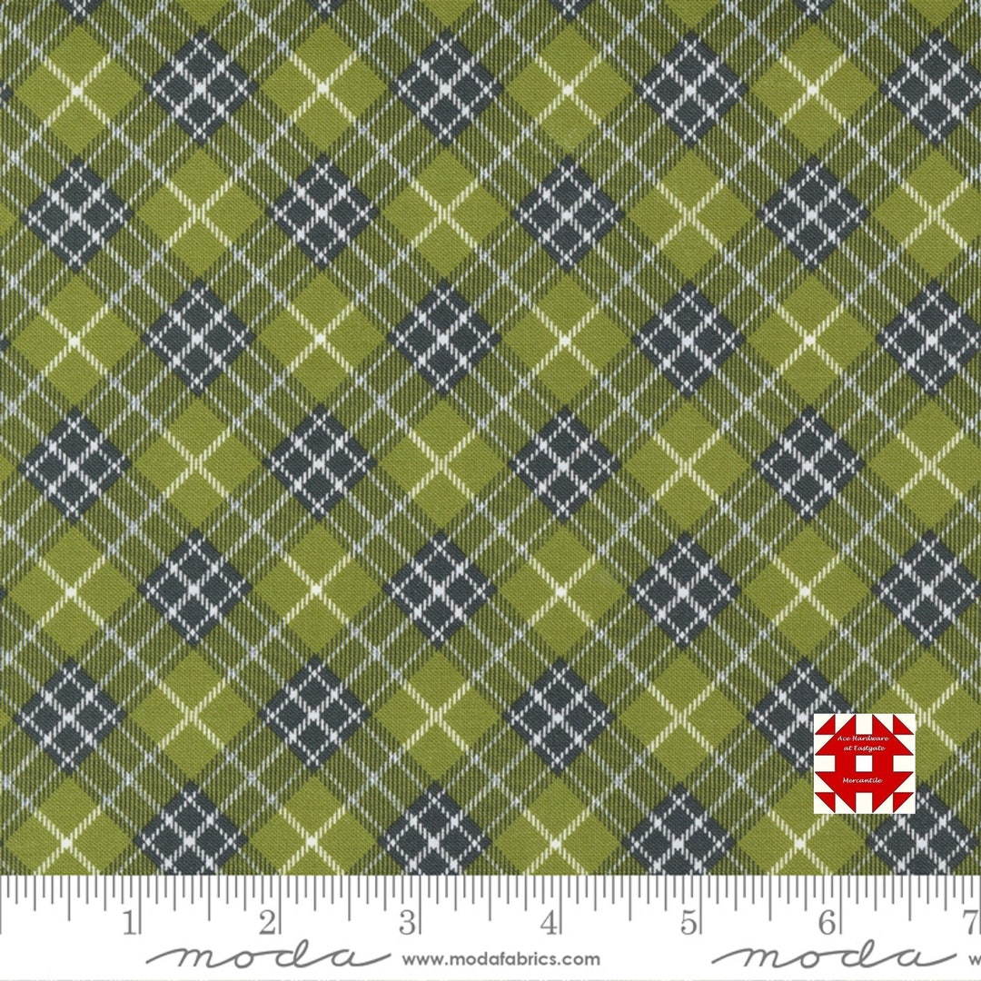 Moda Red Barn Christmas by Sweetwater Plaid Print in Grass item 55537 ...