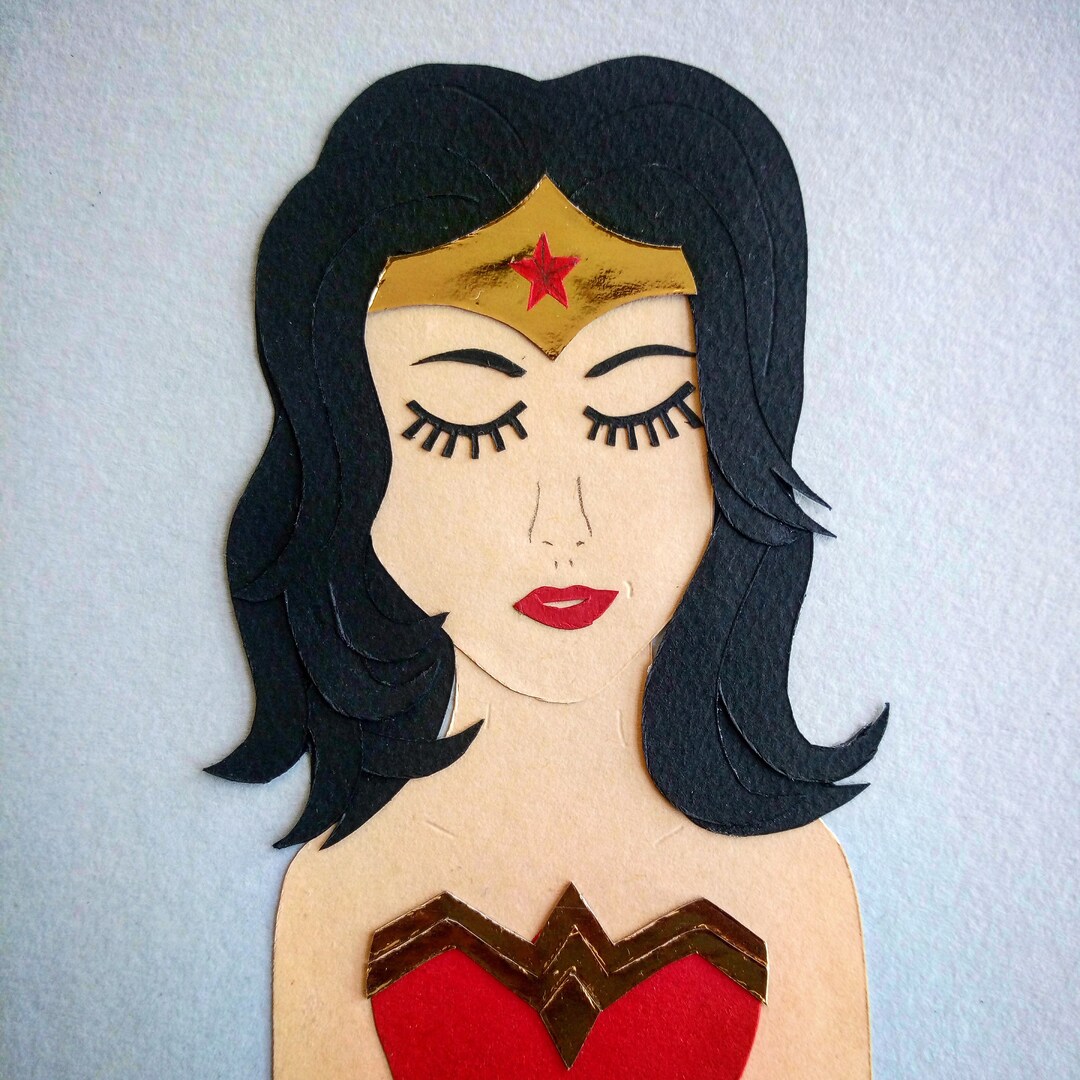 Wonder Woman Collage / Papercraft - Papercut Handmade - Etsy