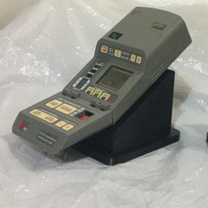 Star Trek Playmates Tricorder Display Stand 3D Printed - Etsy