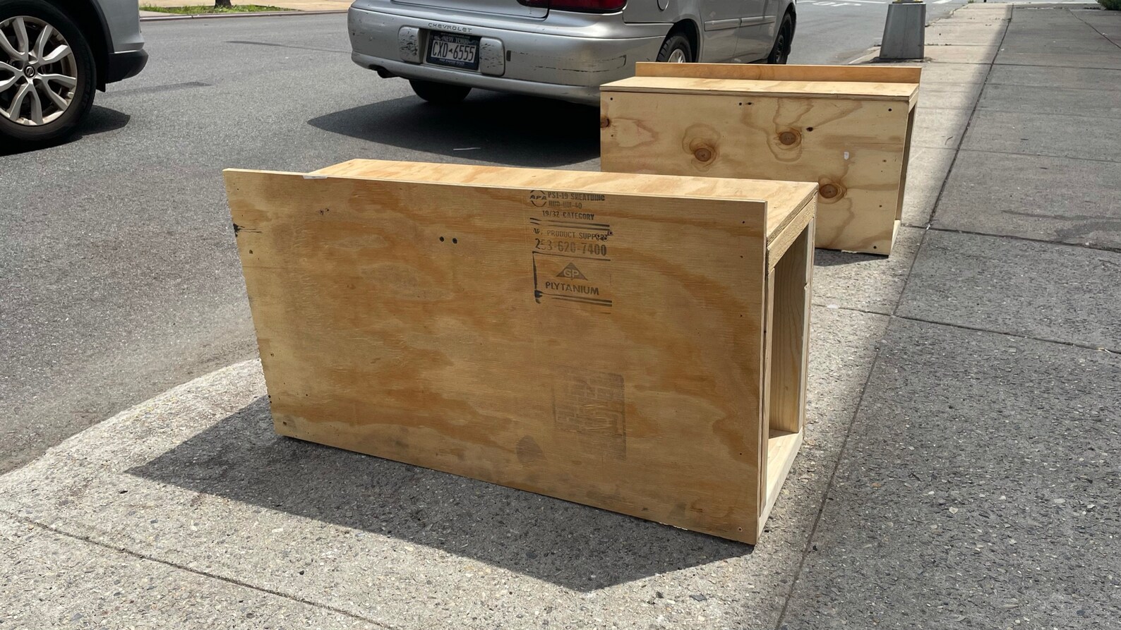 College Dorm Bed Risers 18 Tall as Seen on Penn State | Etsy