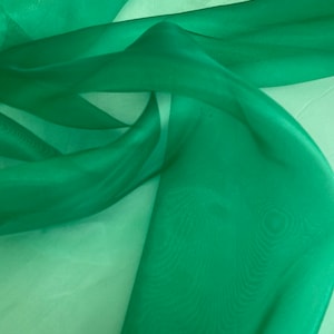 Kelly Green Crystal Organza Fabric, Kelly Green Sheer Organza Fabric ...