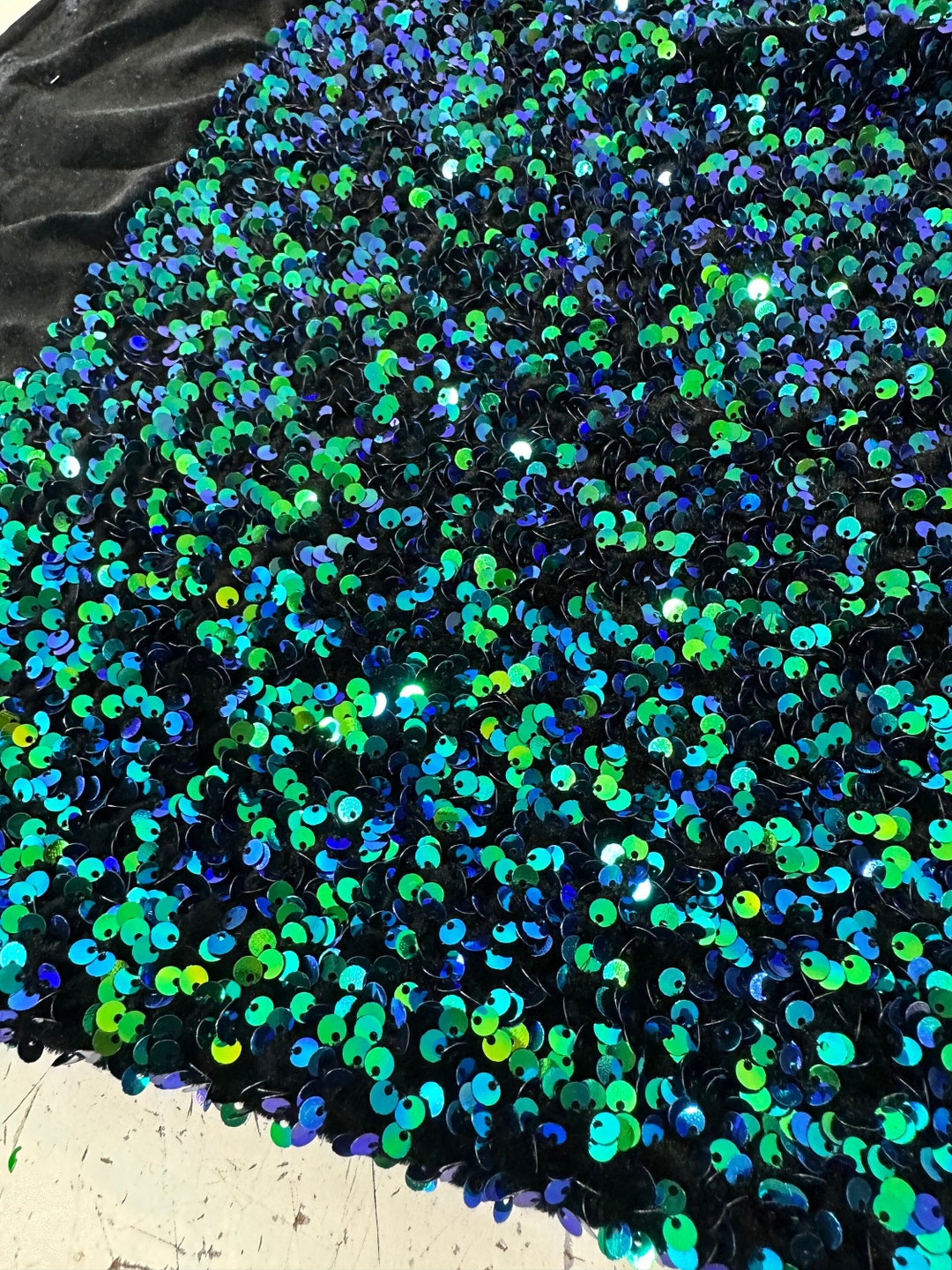 Iridescent Emerald/royal Blue Sequin Velvet, Green Sequence Fabric ...