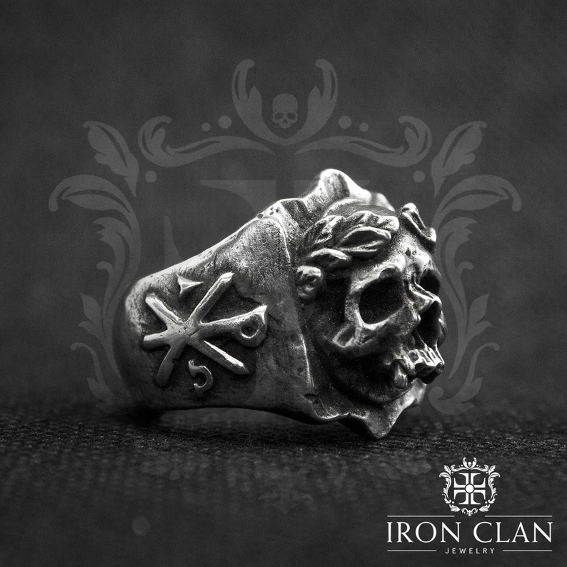 CAESAR handsculpted Skull Ring Gothic Ring - Etsy