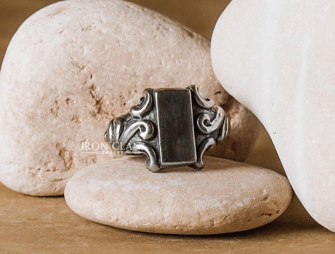 HOPE (handsculpted Signet Ring • Gothic Signet Ring) - Etsy
