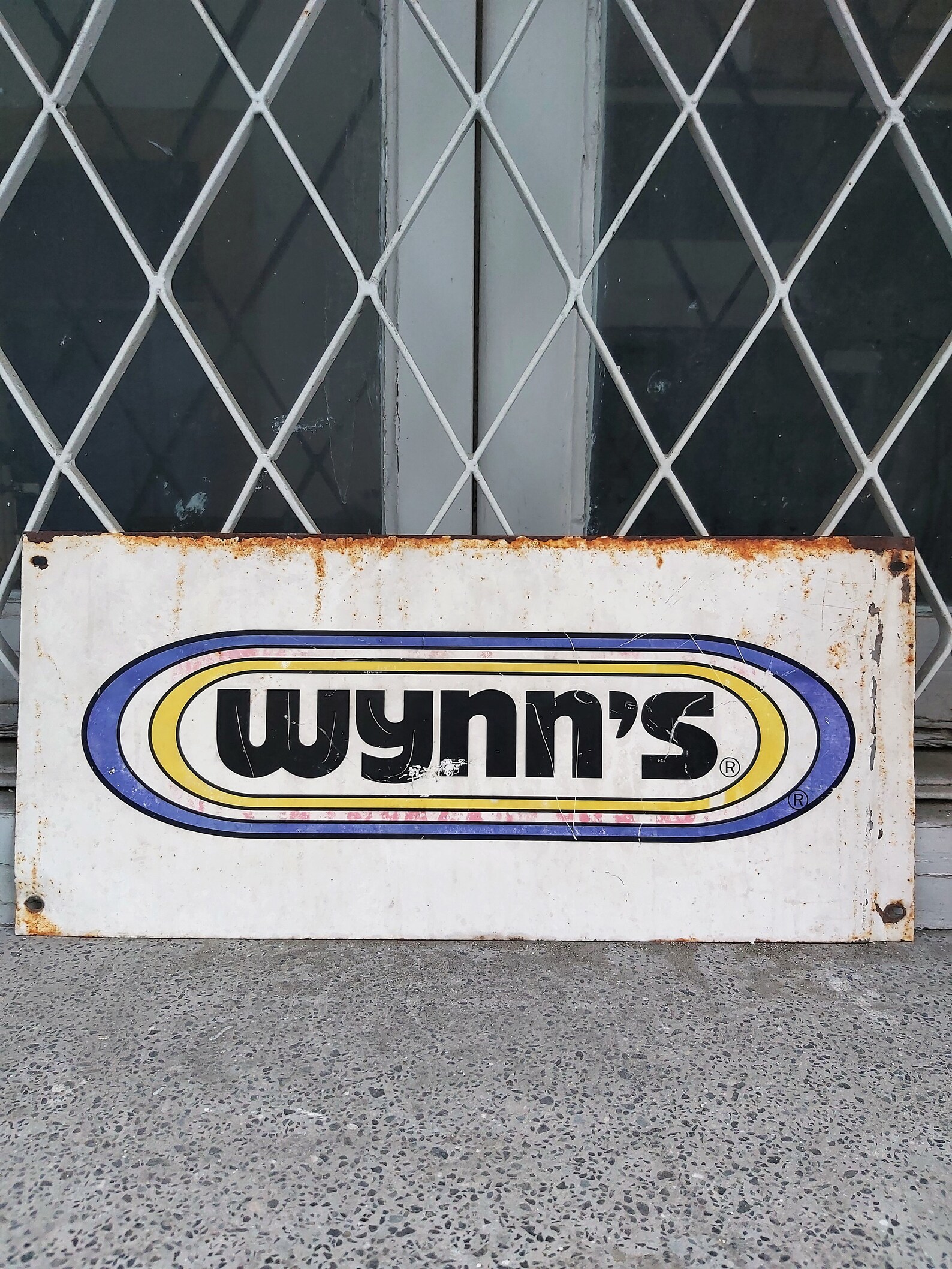 Vintage Wynn's Metal Advertising Sign - Etsy