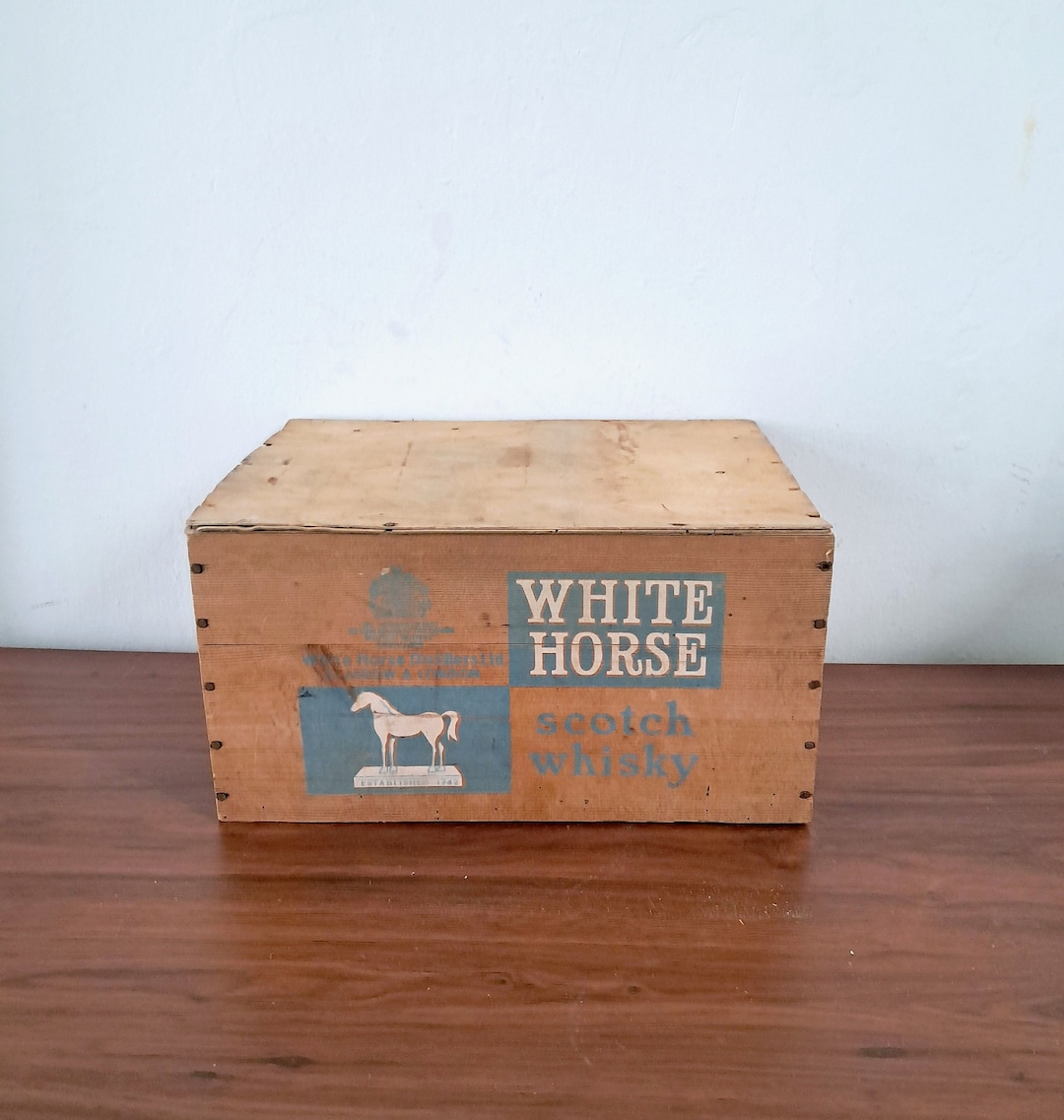 SALE Vintage Wooden White Horse Whisky Crate - Etsy
