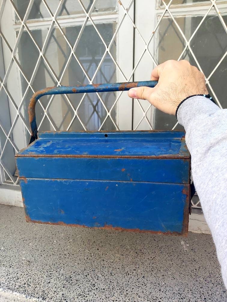 Vintage Metal Tool Box - Etsy