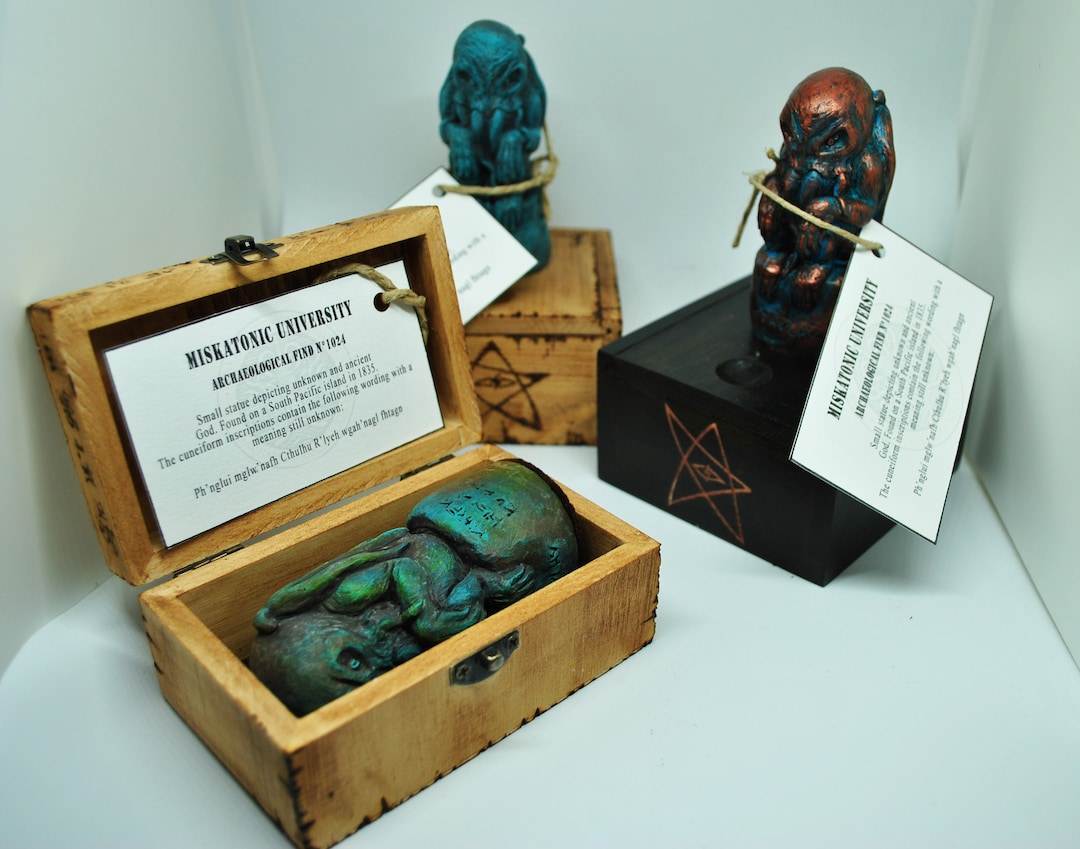 Cthulhu Figurine With Wooden Box. Miskatonic University. Sign of the ...