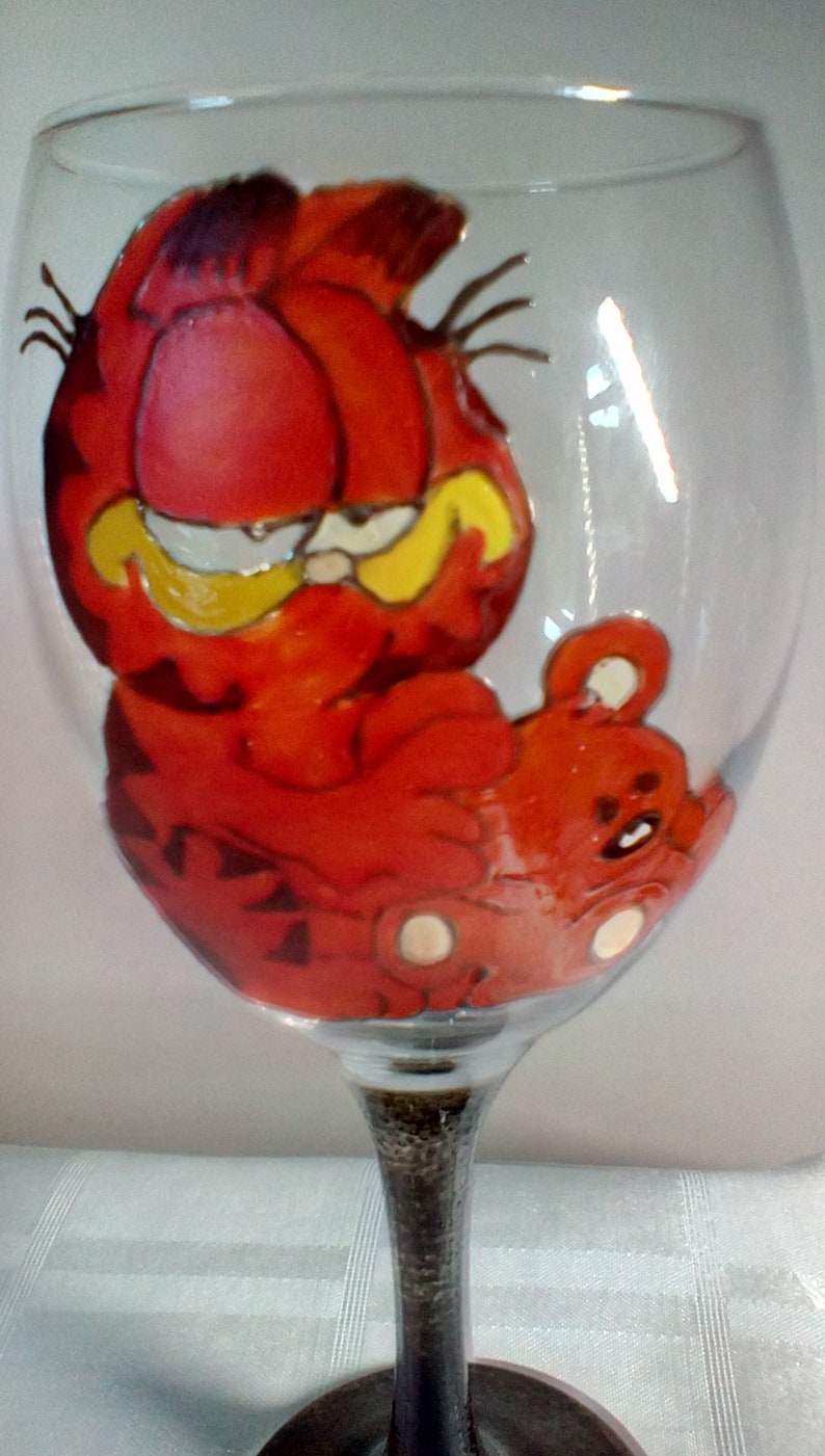Garfield and Odie Pair of Large Hand Painted Wine Glasses With - Etsy