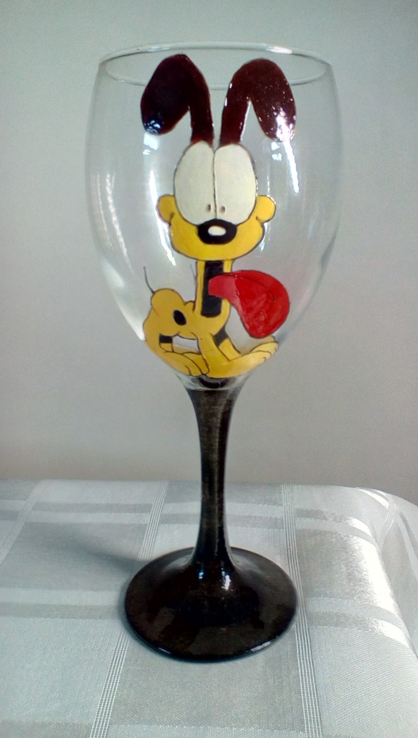 Garfield and Odie Pair of Large Hand Painted Wine Glasses With Black ...