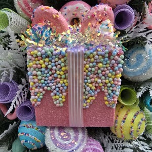 Present and Candy Wreath - Etsy