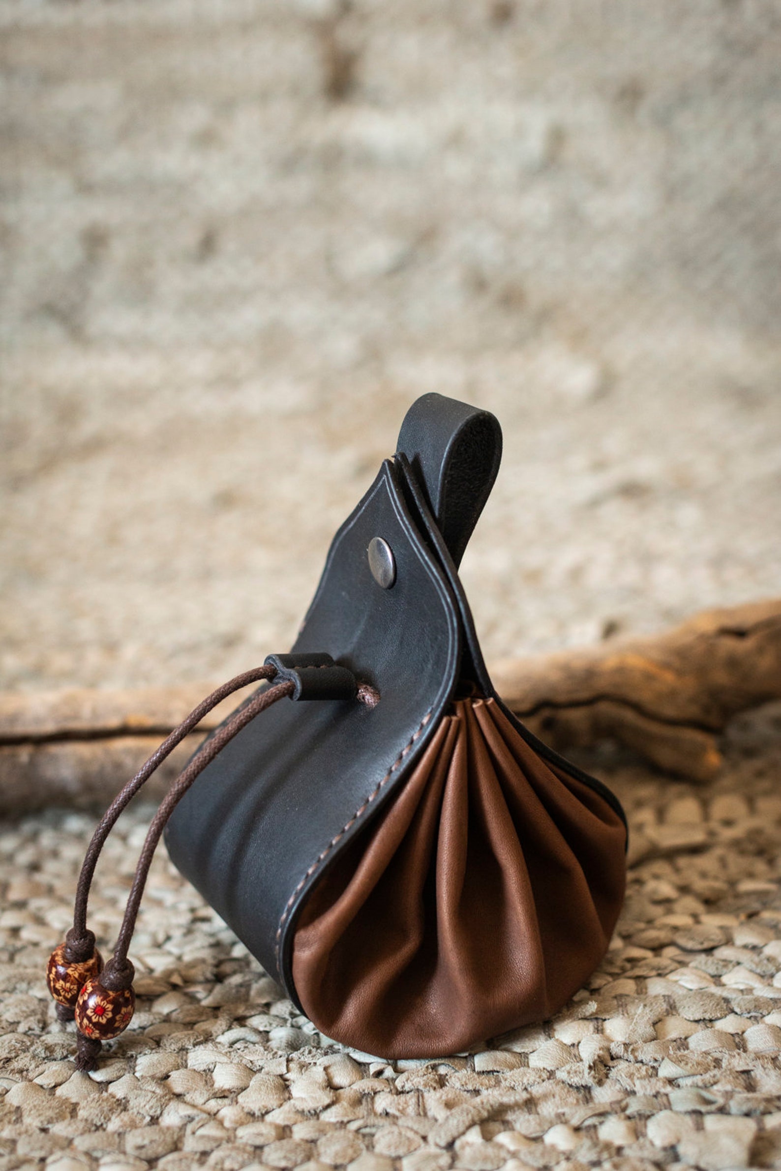 Medieval Leather Drawstring Belt Pouch/purse Unisex - Etsy