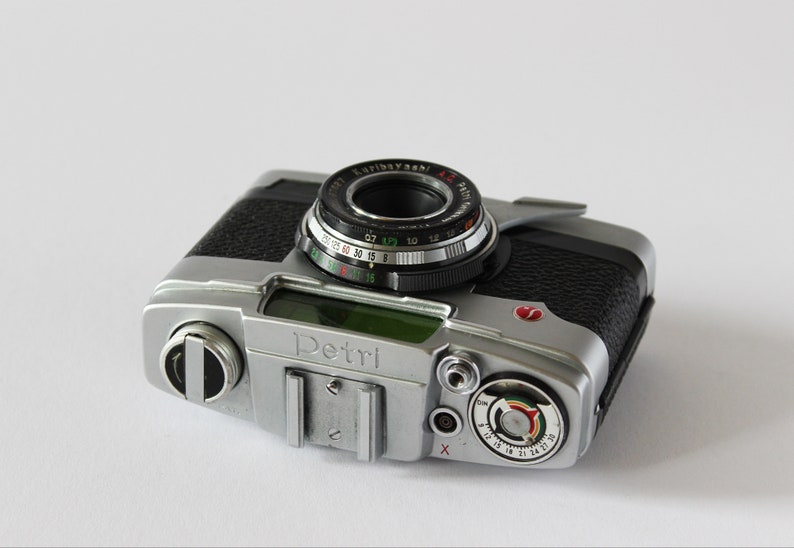 PETRI Compact Super 35mm Half Frame Film Camera Orikkor 28mm - Etsy
