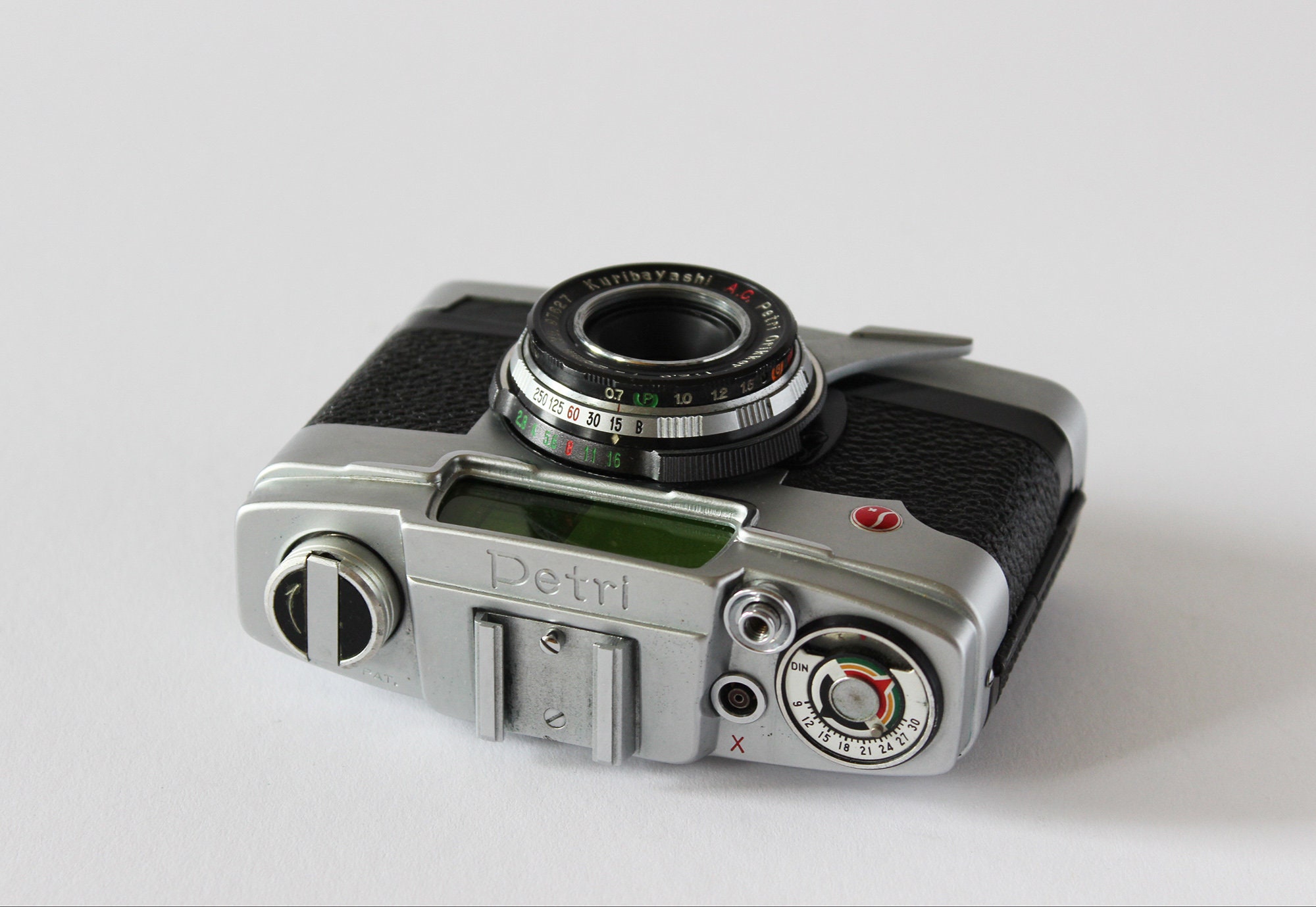 PETRI Compact Super 35mm Half Frame Film Camera - Orikkor 28mm F/2.8 ...