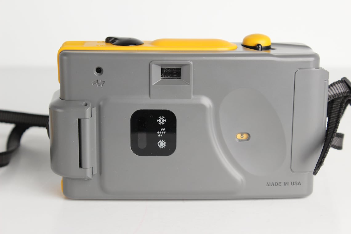 Le Clic Tuff35 All Weather 35mm Point-and-shoot Film Camera - Etsy