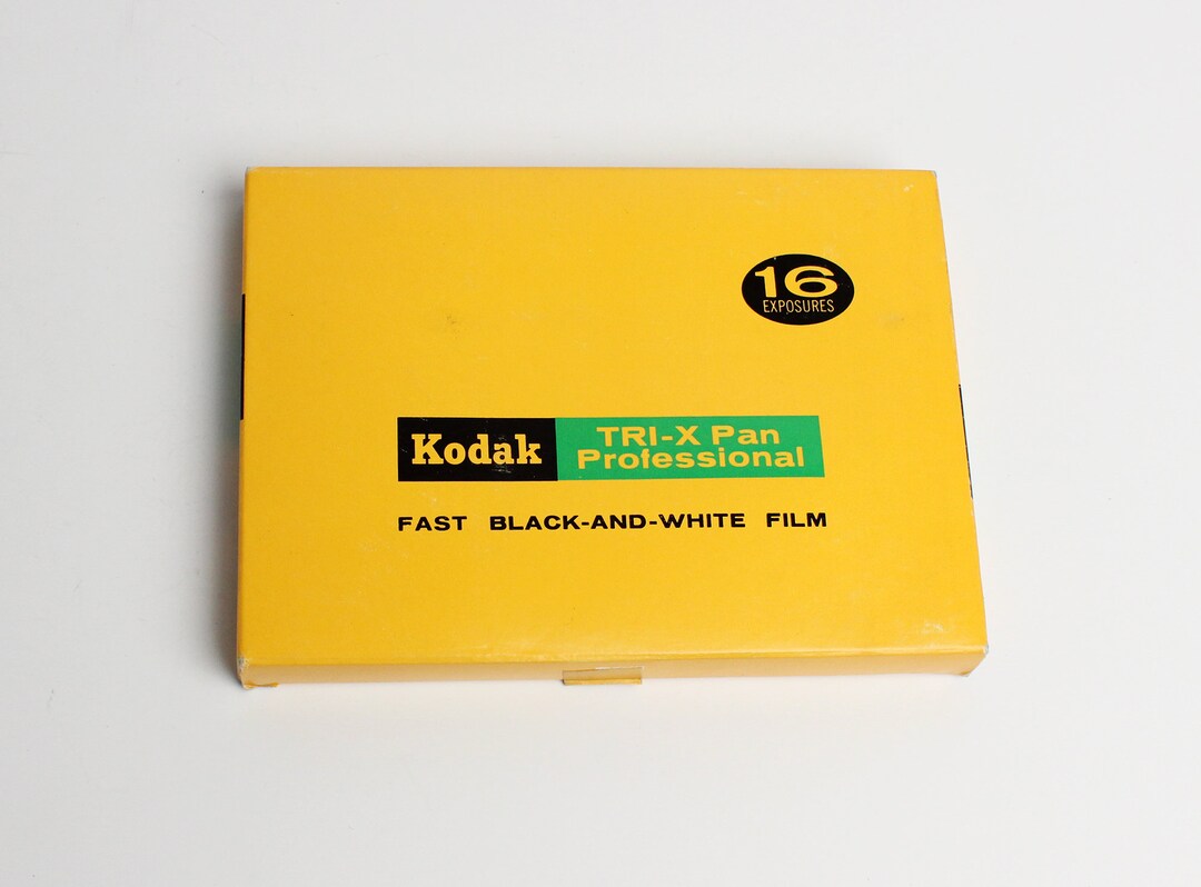 Vintage Kodak TRI-X Pan TXP 523 Black & White Film 16 4x5 Sheets ...