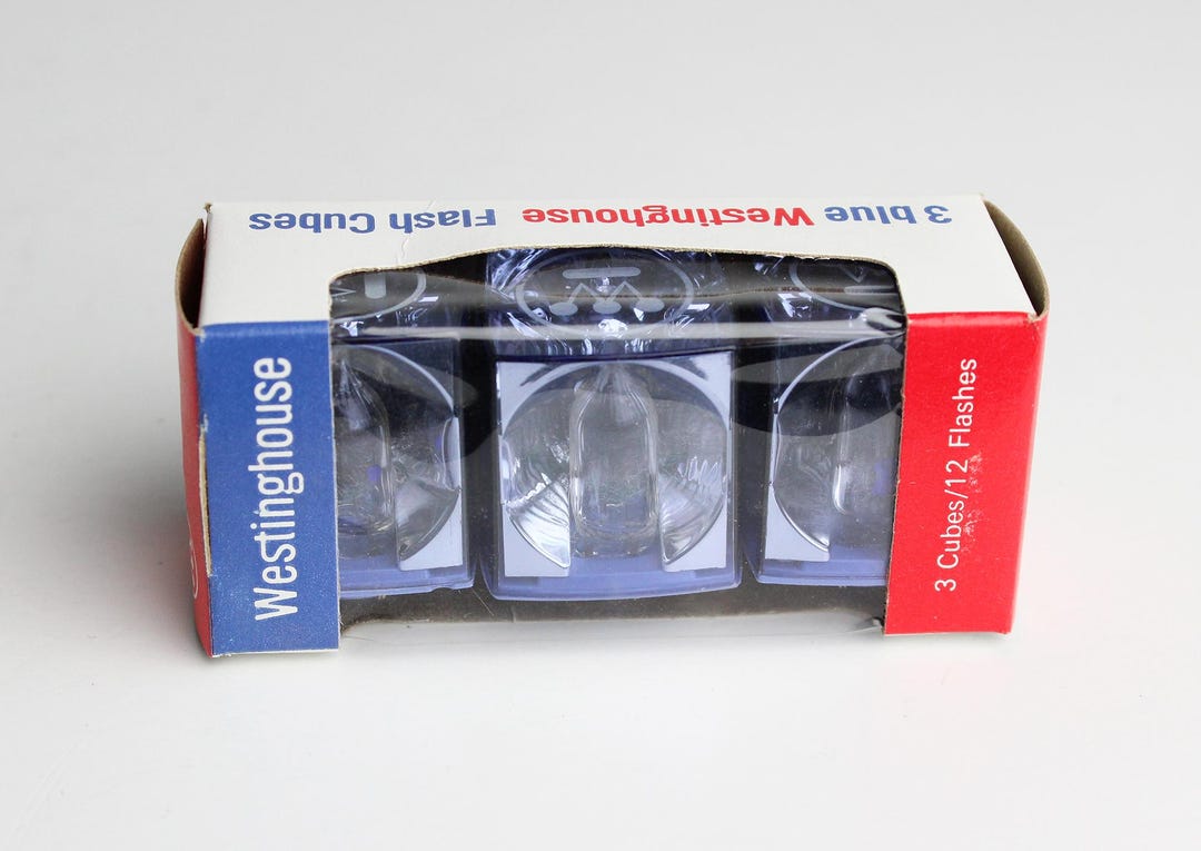 Westinghouse Pack of 3 Blue Flash Cubes - 12 Flashes - New Old Stock - Etsy