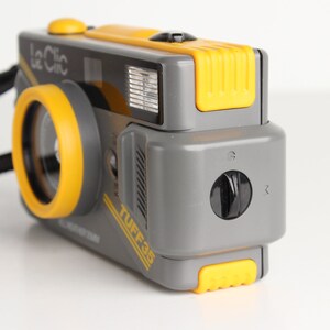Le Clic Tuff35 All Weather 35mm Point-and-shoot Film Camera - Near Mint ...