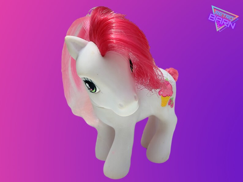 Vintage My Little Pony - G3 Strawberry Surprise - Hasbro MLP - White ...