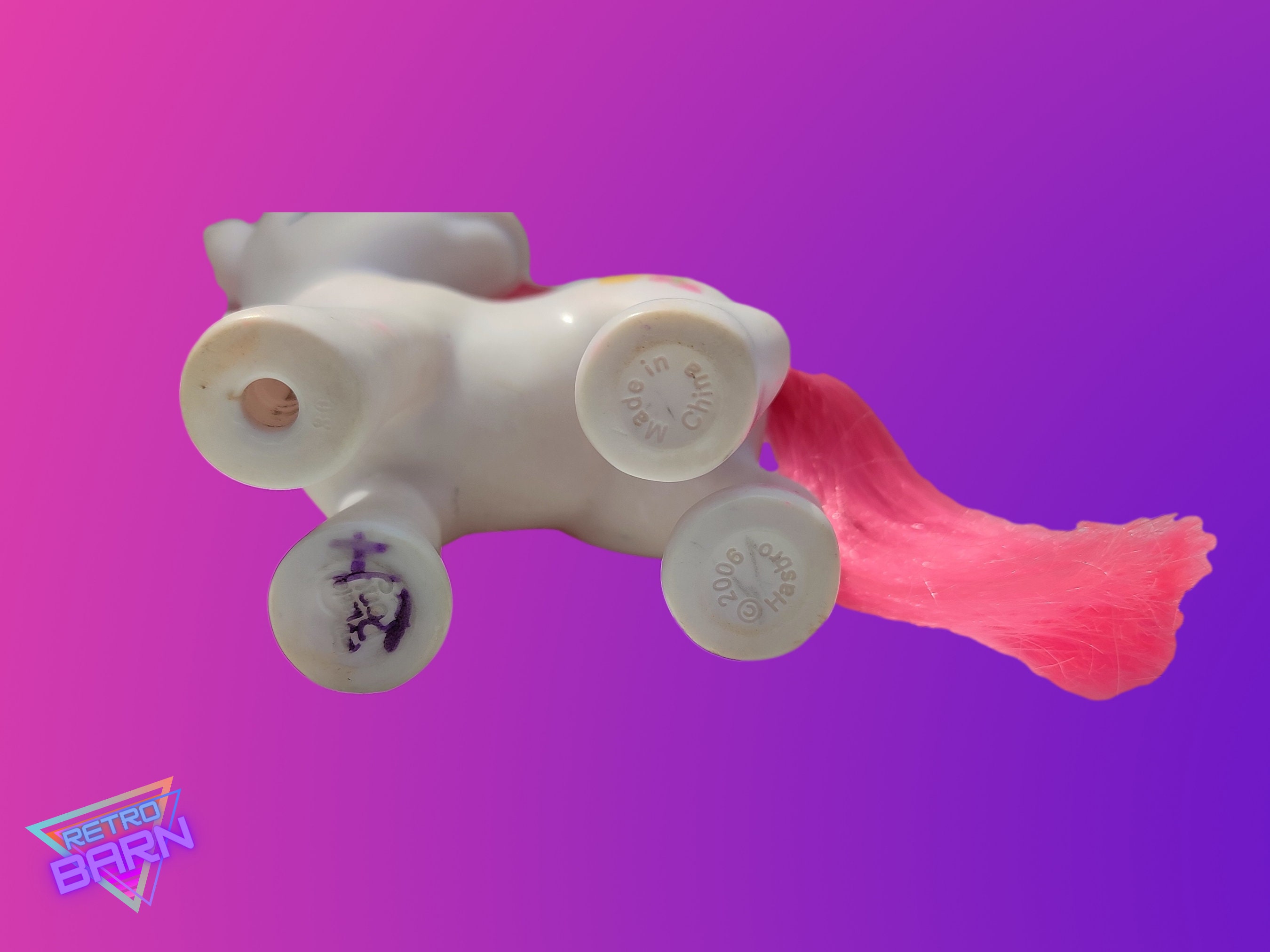 Vintage My Little Pony G3 Strawberry Surprise Hasbro MLP White Scented ...