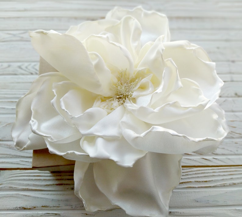 Large Ivory Flower Ivory Brooch Large Brooch Large Fabric - Etsy