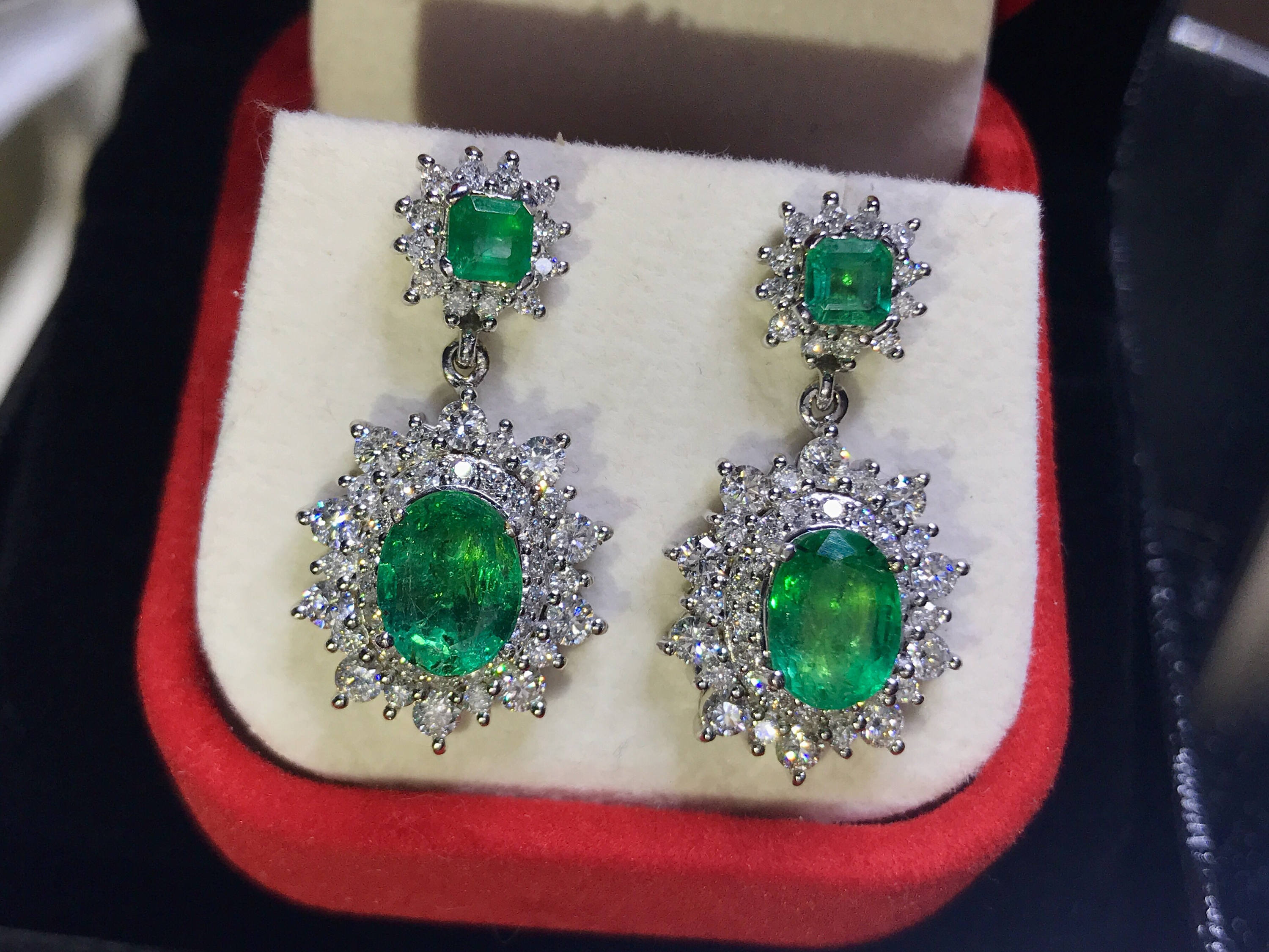 HUGE 7.08TCW Sparkling Emeralds & Diamond in 18K Solid WHITE Gold ...