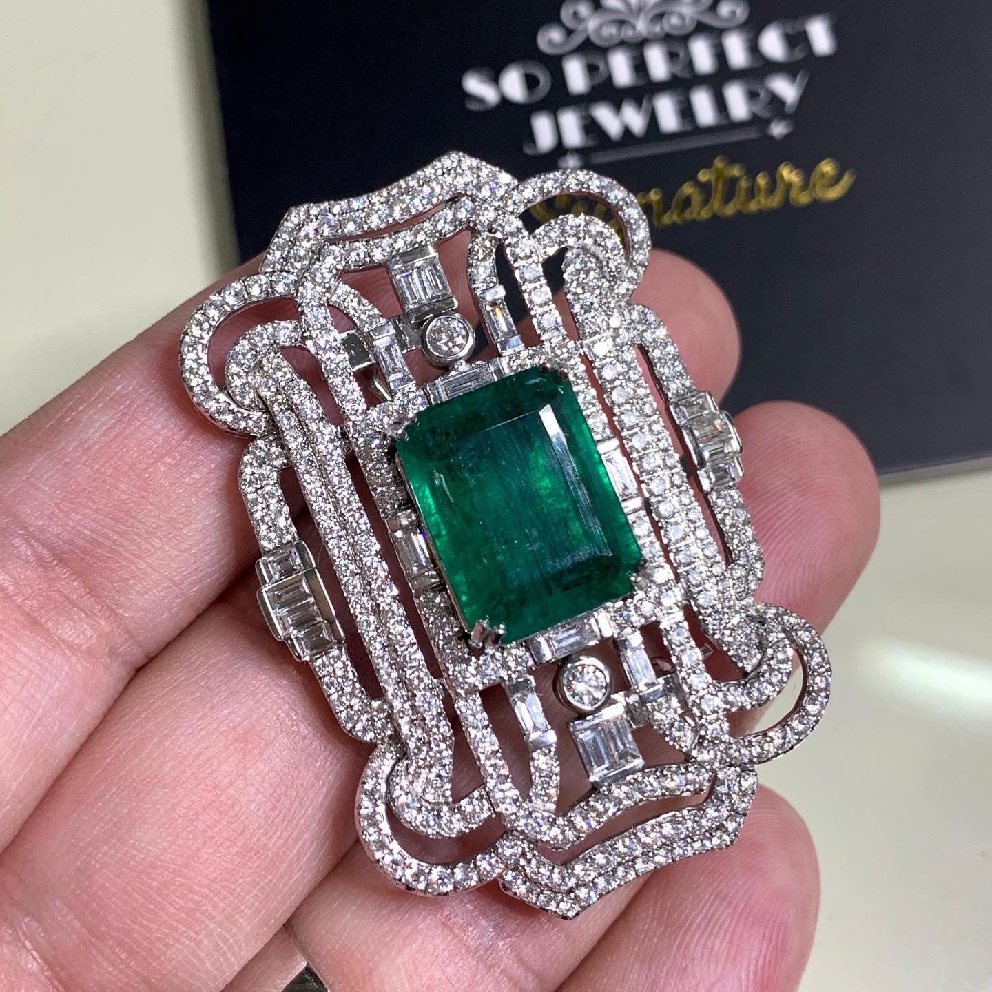 ENORMOUS 19.85TCW Emerald BROOCH Rectangular Zambian Natural VS Diamond ...