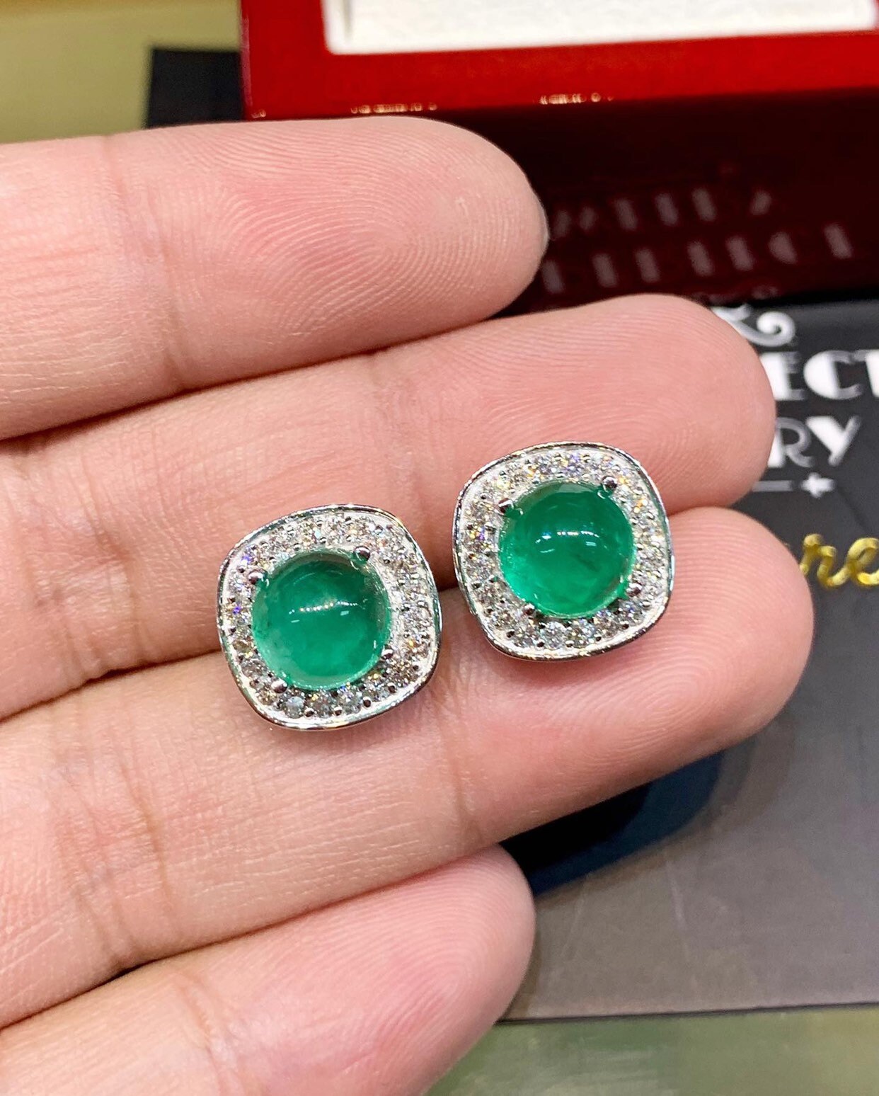 WOW 6.79TCW Emerald VS Diamonds in 18K solid white gold | Etsy