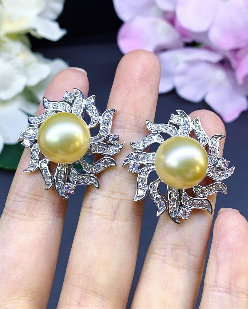 HUGE Golden South Sea Pearls VS Diamonds in 18K Solid White | Etsy