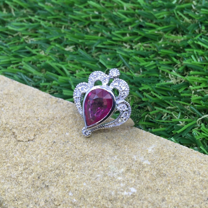 Crown 3.65cts. Natural Ruby & Diamonds in 18K Solid Gold - Etsy