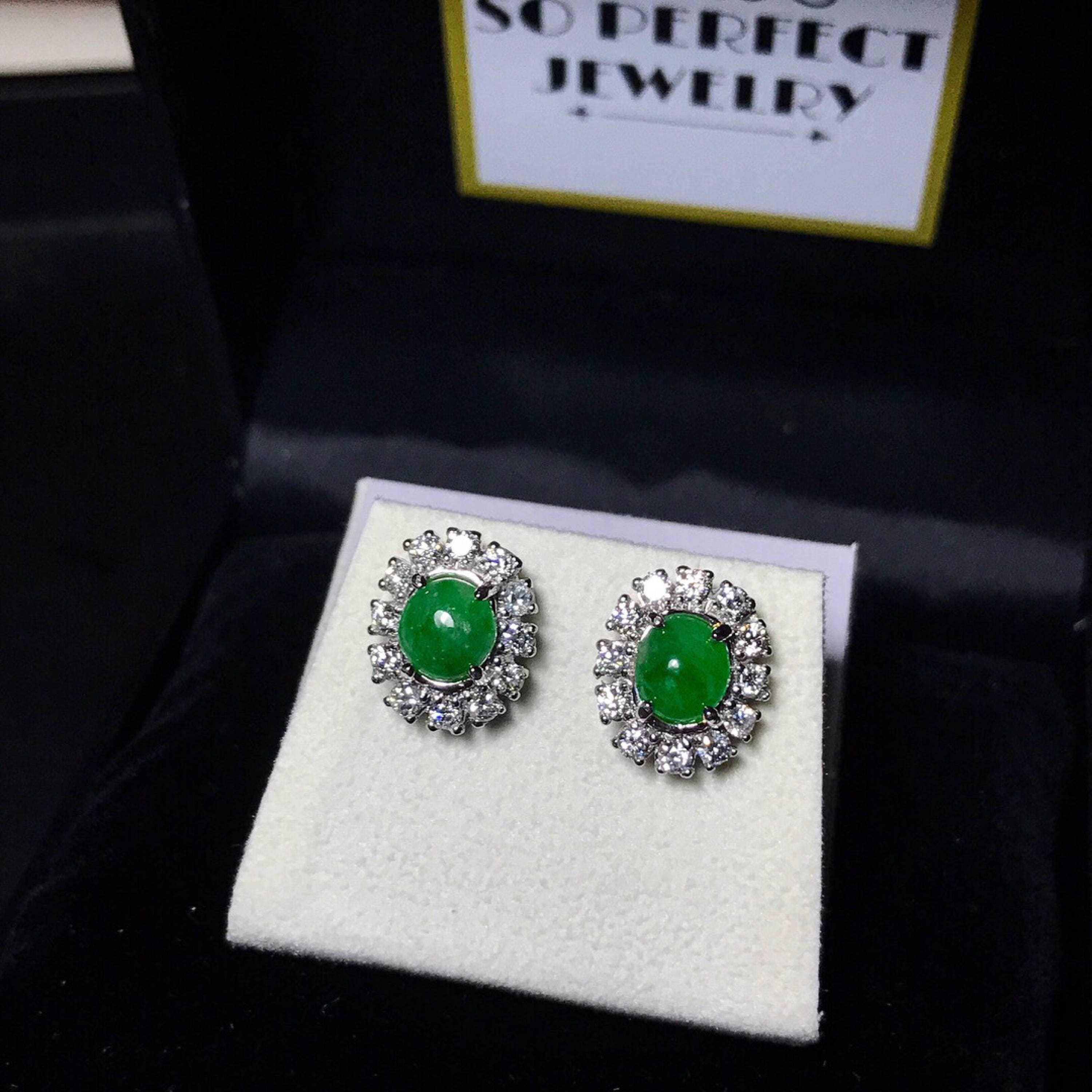 TOP GREEN Burmese Jade & VS Diamonds in 18k Solid Yellow Gold | Etsy