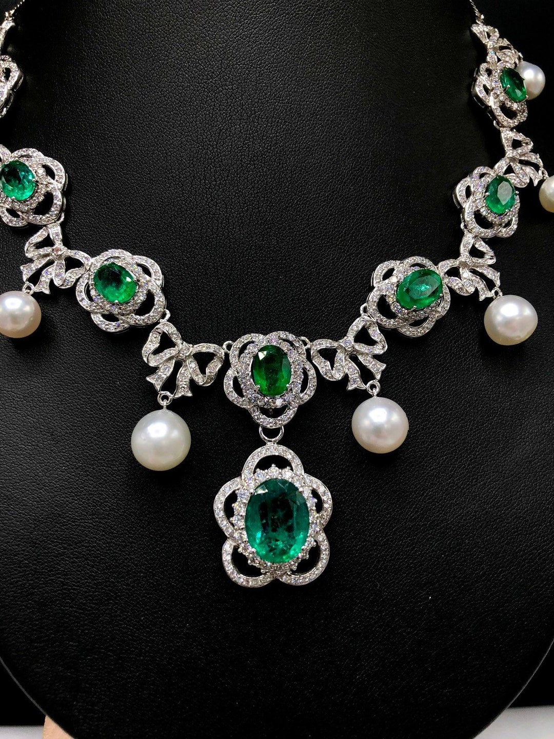 HUGE 11.84TCW Emerald & Diamonds 18K Solid White Gold Handmade Pendant ...