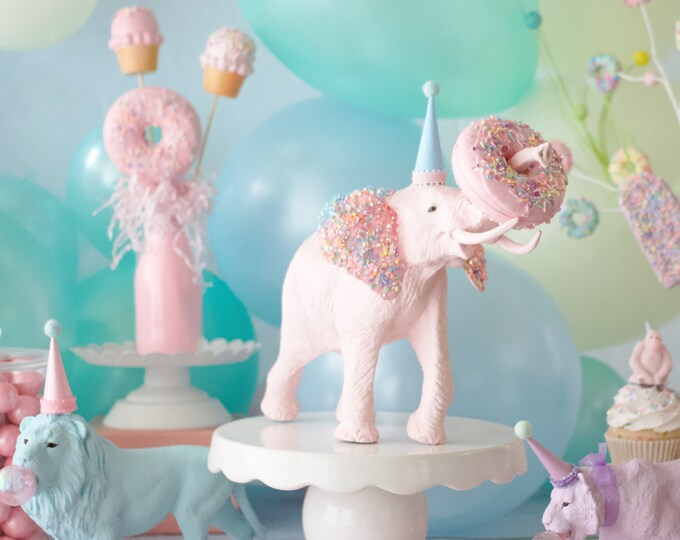 Party Animal Safari Birthday Centerpieces / Sweet Safari Party - Etsy