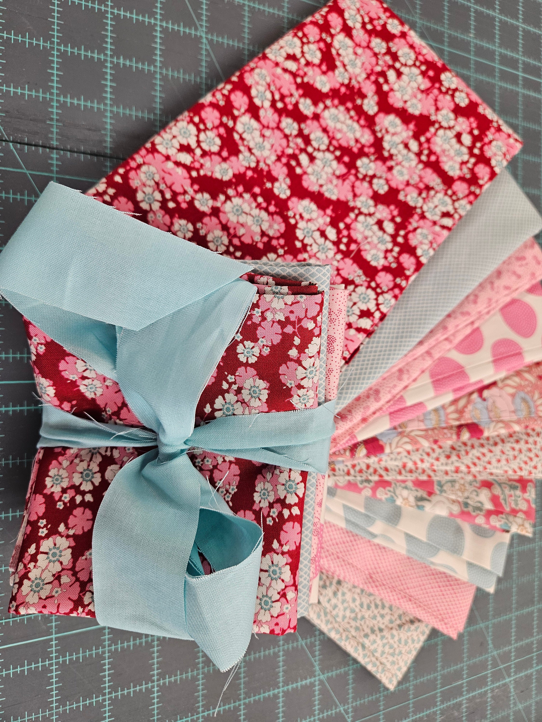 Tilda Fabric Bundles Shop Curated-1/2 Yd and Fat Q Bundles - Etsy