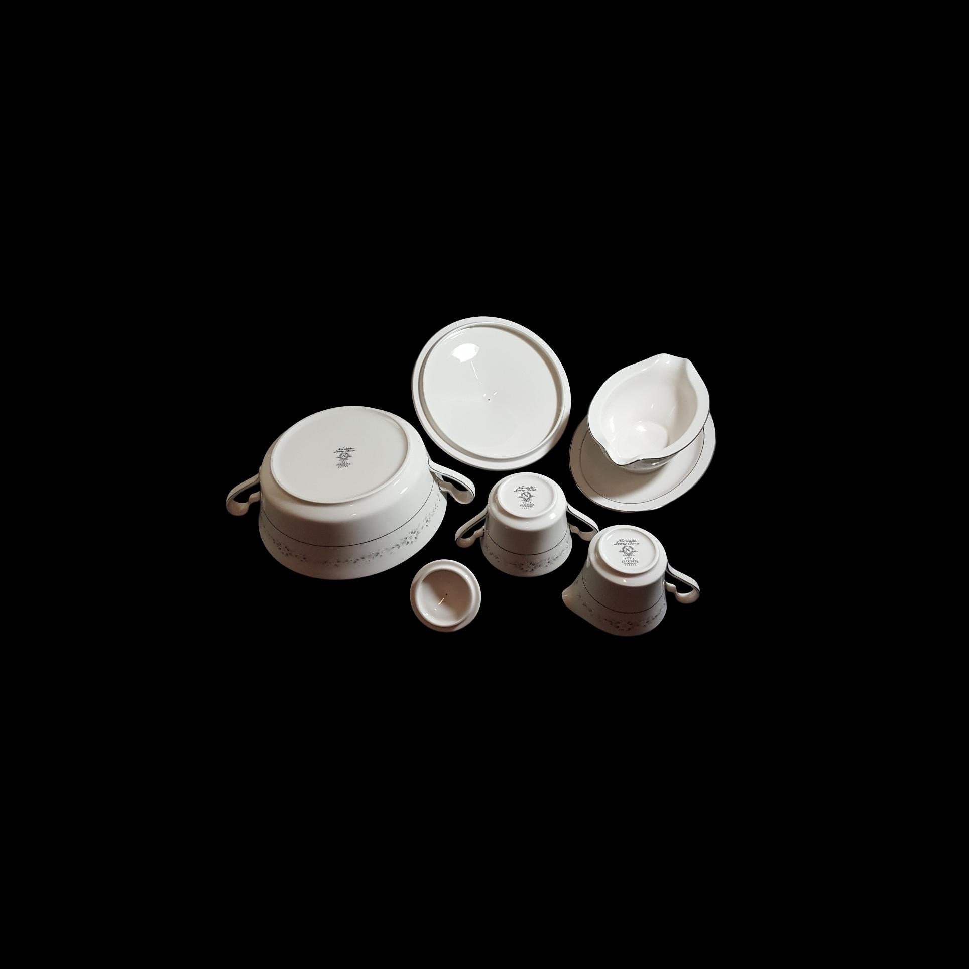 Vintage Dinnerware Set Vintage Ivory Dinnerware Set With - Etsy