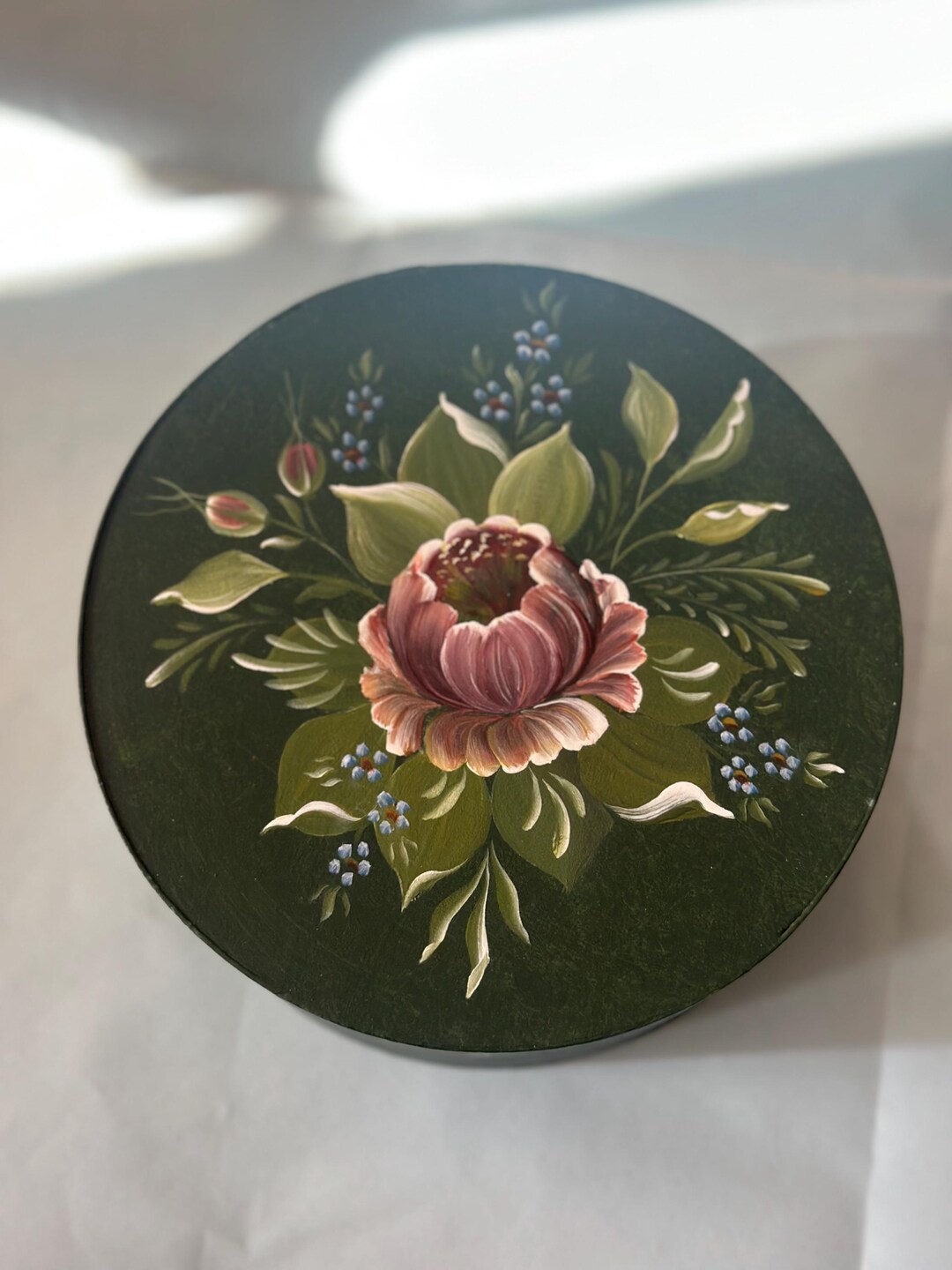 VINTAGE Tole Wood Floral Box - Hand-painted, Green, Round - Etsy