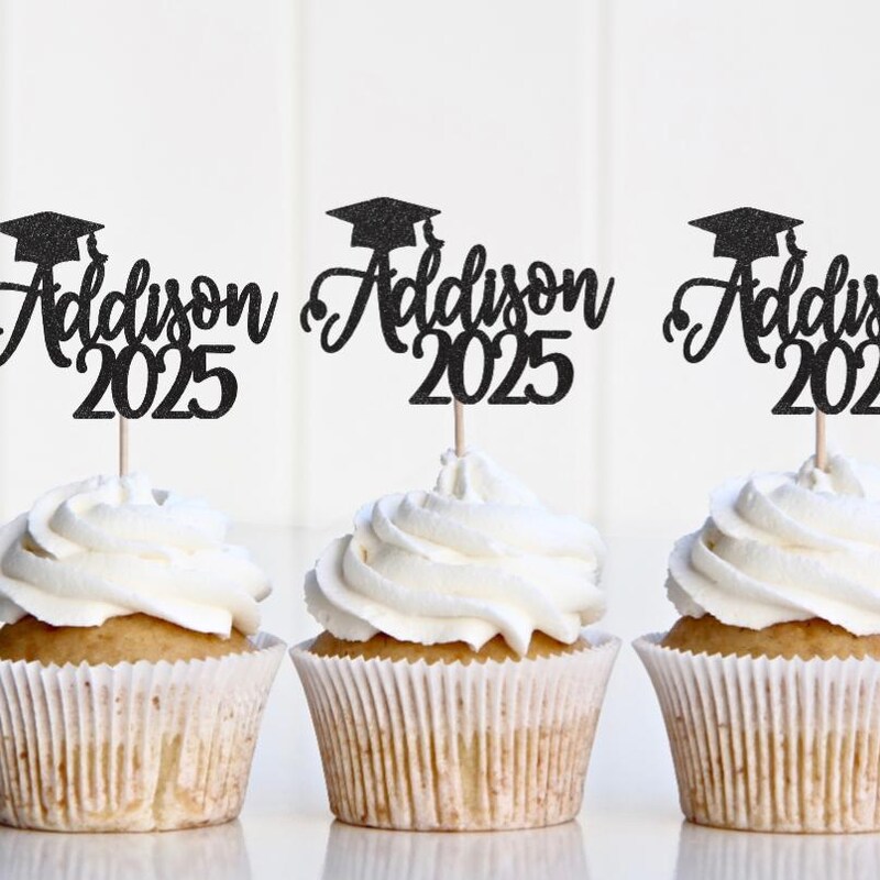 Graduation Cupcake - Etsy