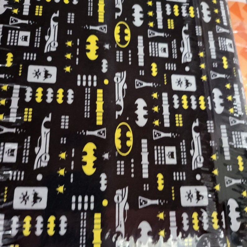 DC Comics Meet the Super-heroes Licensed 100% Cotton Fabric by Camelot ...