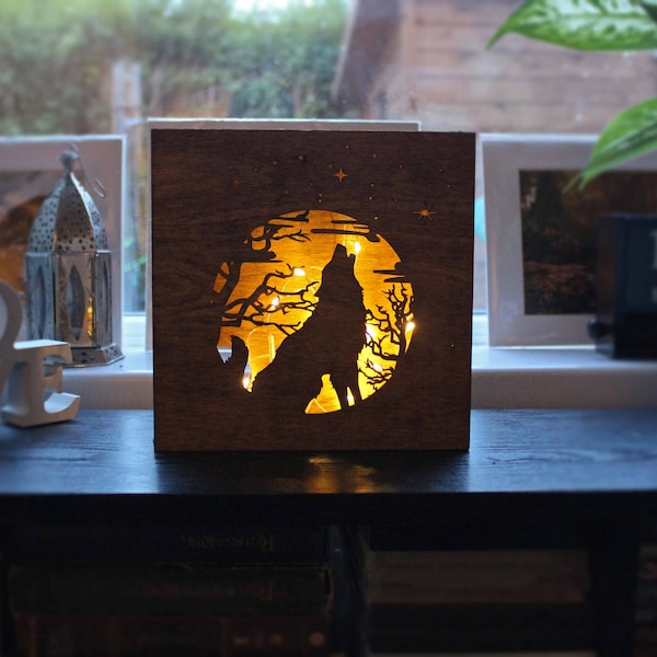 Wolf Howling at Moon - Etsy