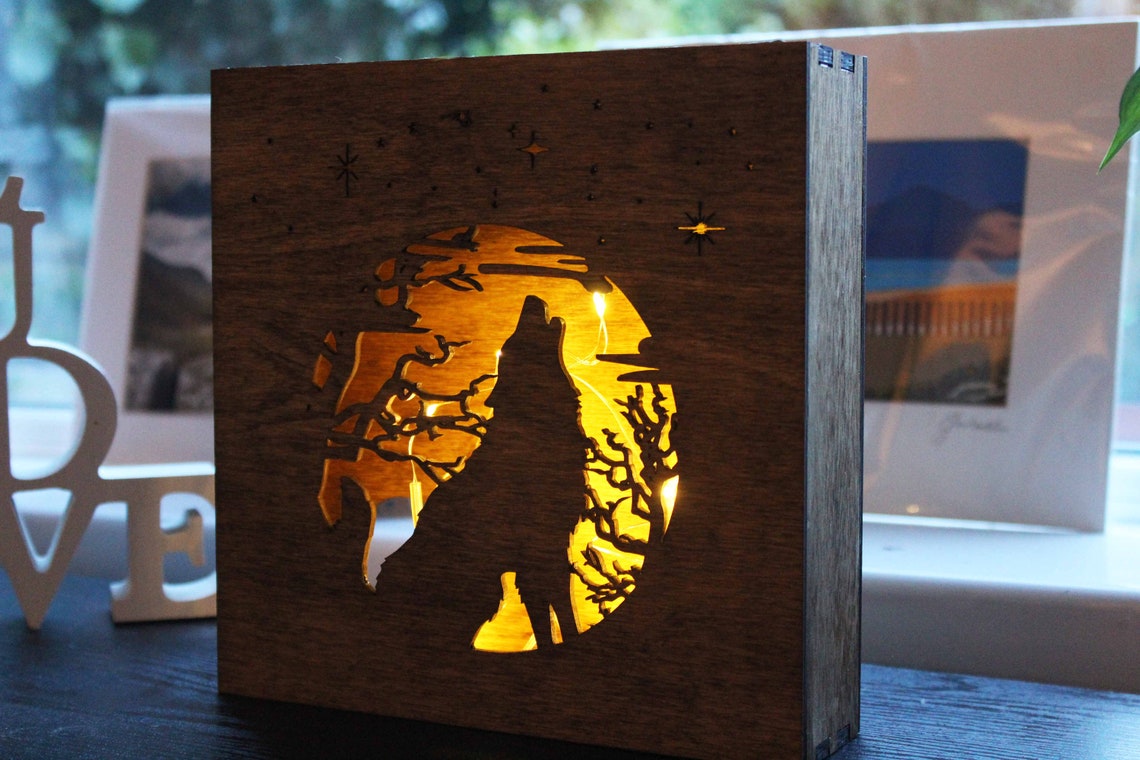 Howling Wolf Light Box Bedroom Rustic Wooden Pyrography Wood - Etsy UK