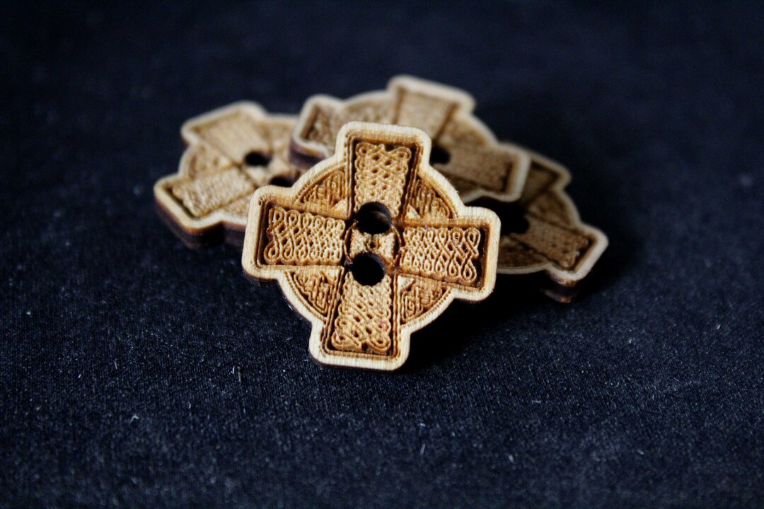 Celtic Cross Wooden Buttons Wood Crafts Irish Design Button Flair ...