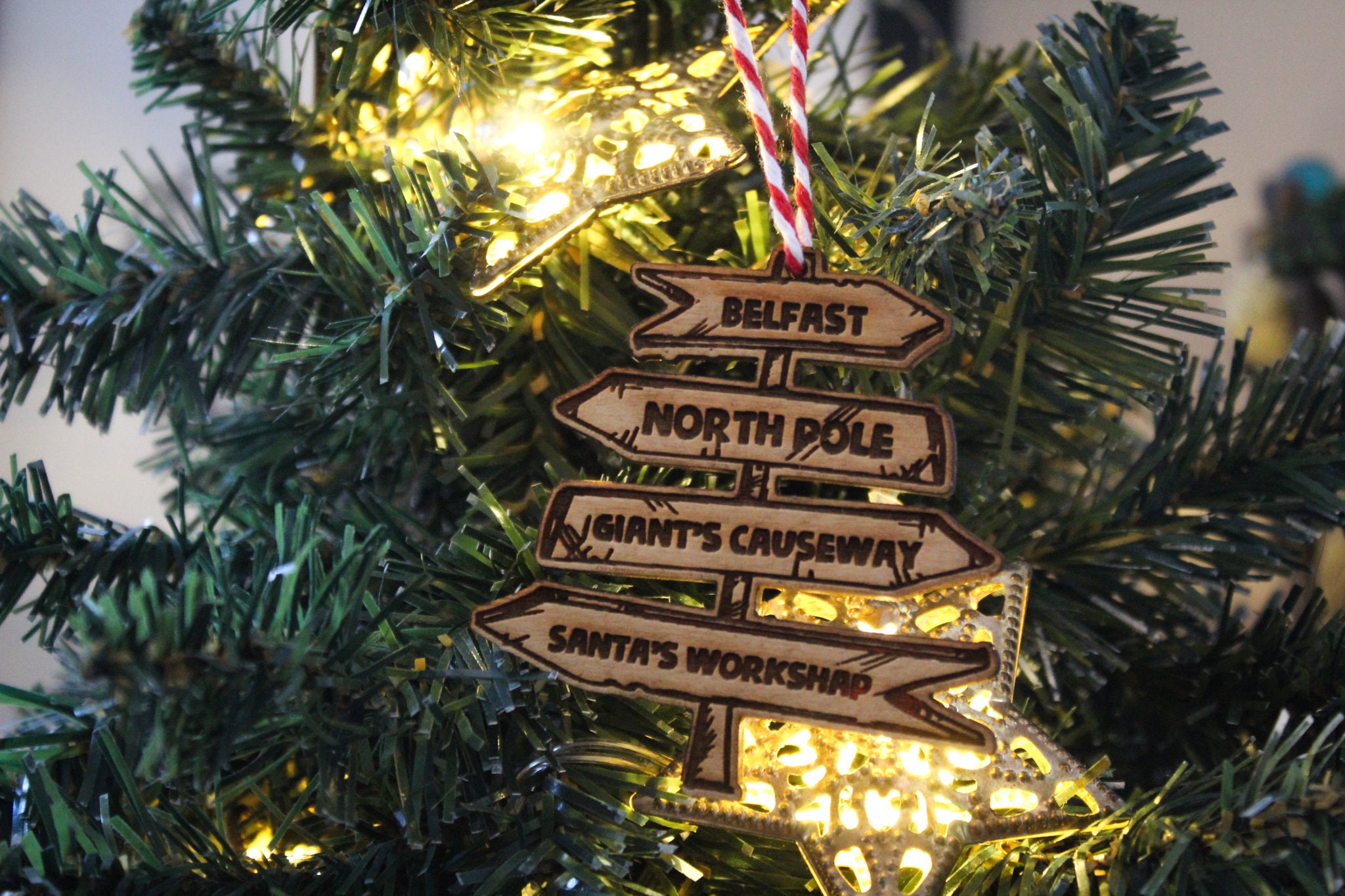 Belfast Location Wooden Bauble Northern Design Ireland Fun Classic ...