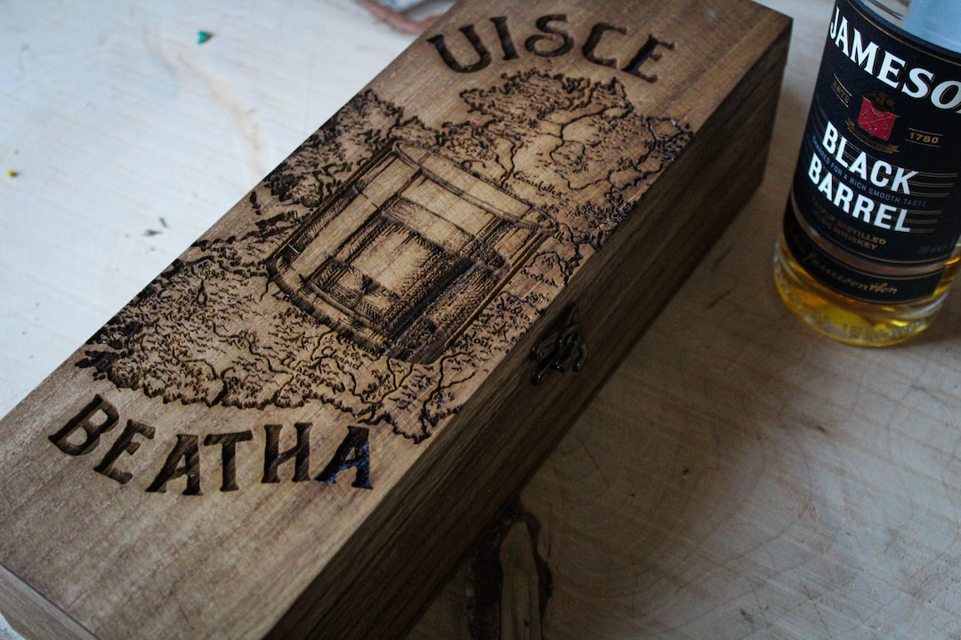 Uisce Beatha Drink Box Wooden Whiskey Keepsake Drink Gaelic Ireland ...