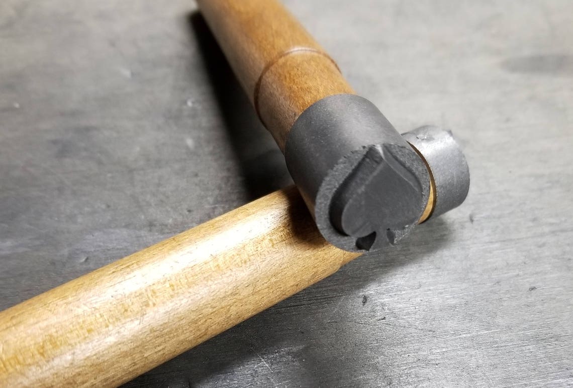 3/4 Graphite Spade Stamp - Etsy
