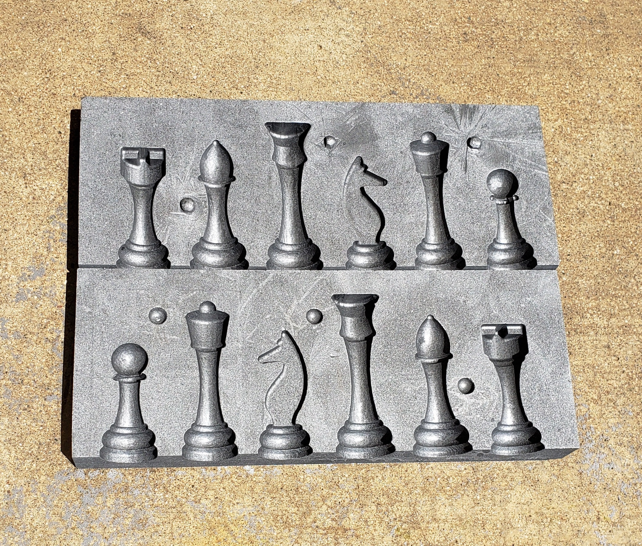 Graphite Mold: Chess Set | Etsy