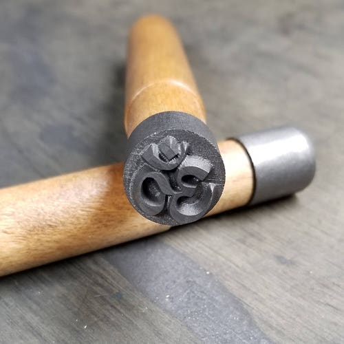 3/4 Graphite Spade Stamp - Etsy