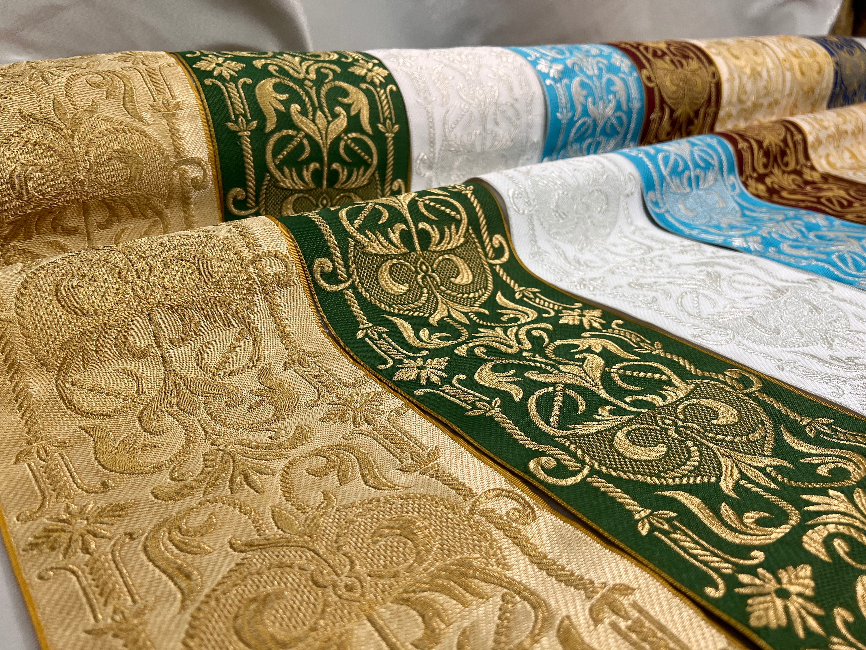 Beautiful Decorative Semi-metallic ORPHREY Liturgical Galloons Braids ...