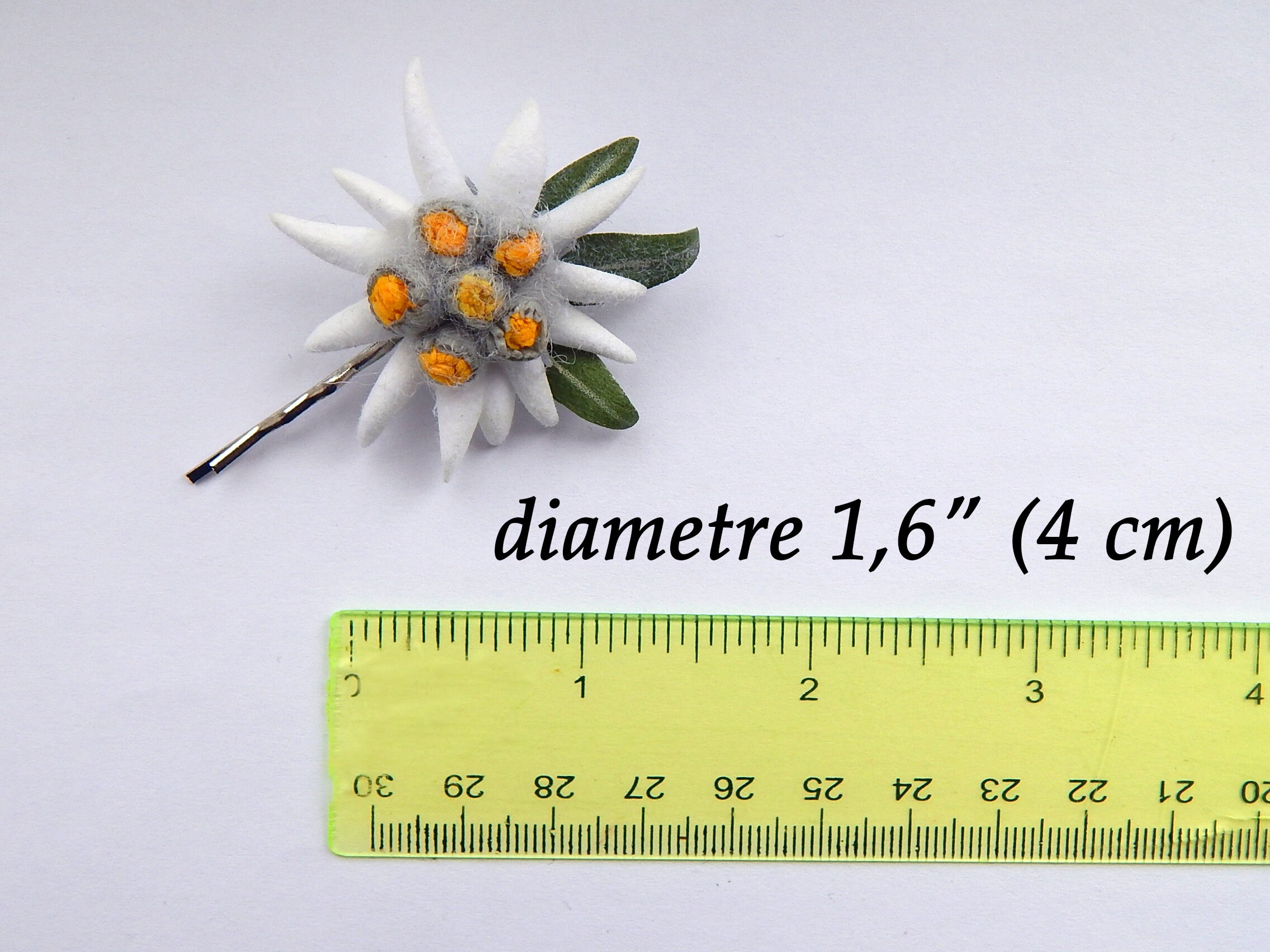 White Edelweiss floral hair pin Small flower bobby pin Wedding | Etsy