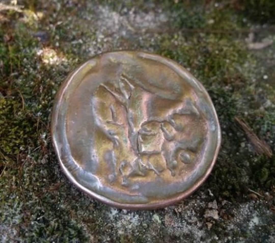 UNCHARTED 4 - Avery's Pirate Recruitment Coin - Etsy